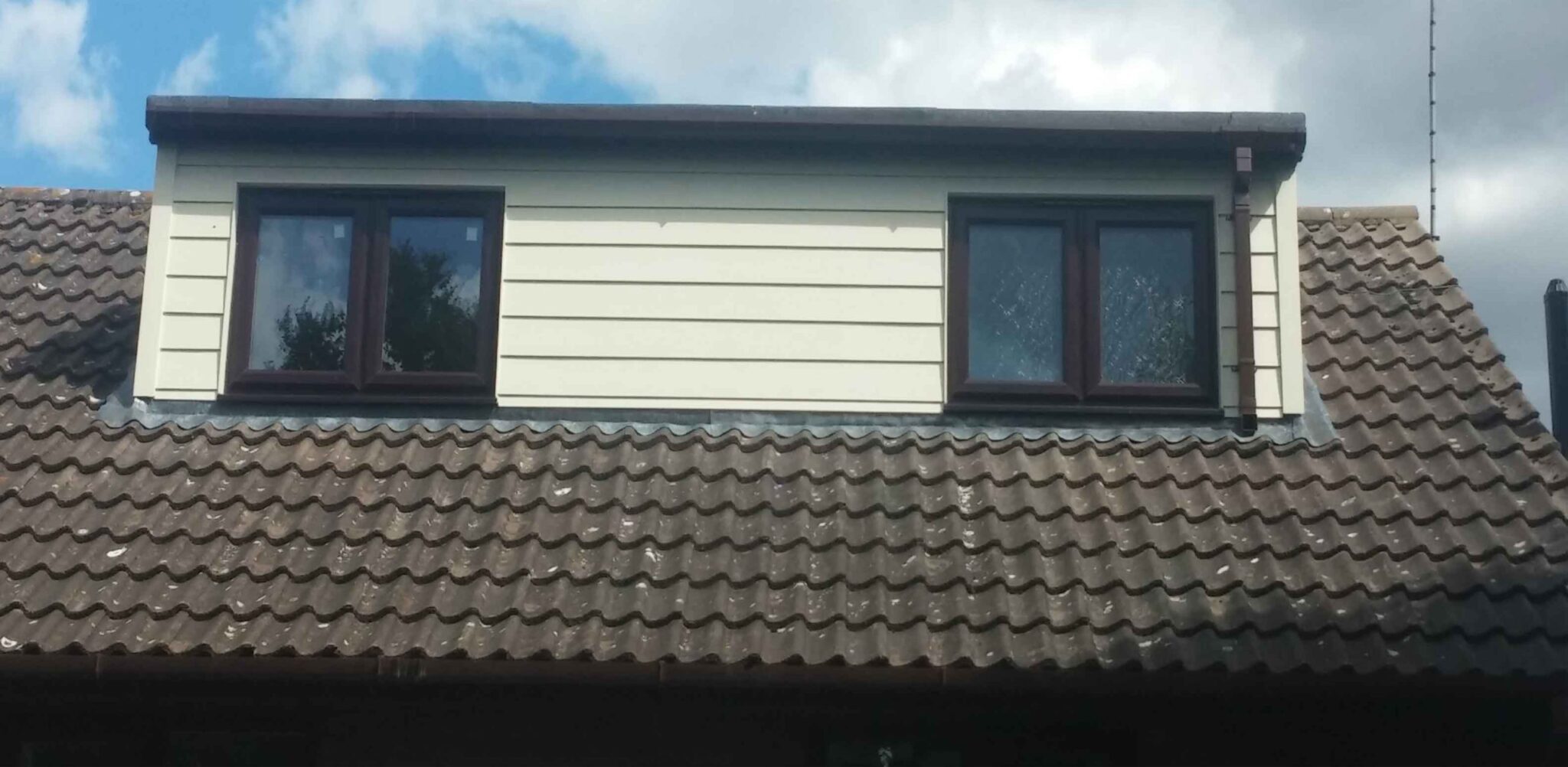 Loft conversion with sail cloth hardplank - Complete loft conversions ...